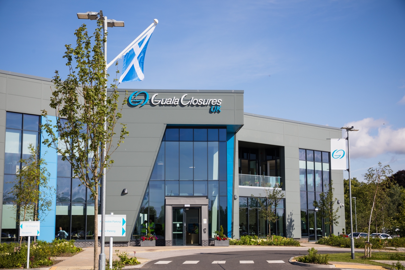 Guala Closures opens new £52m whisky bottle production plant | Zenoot