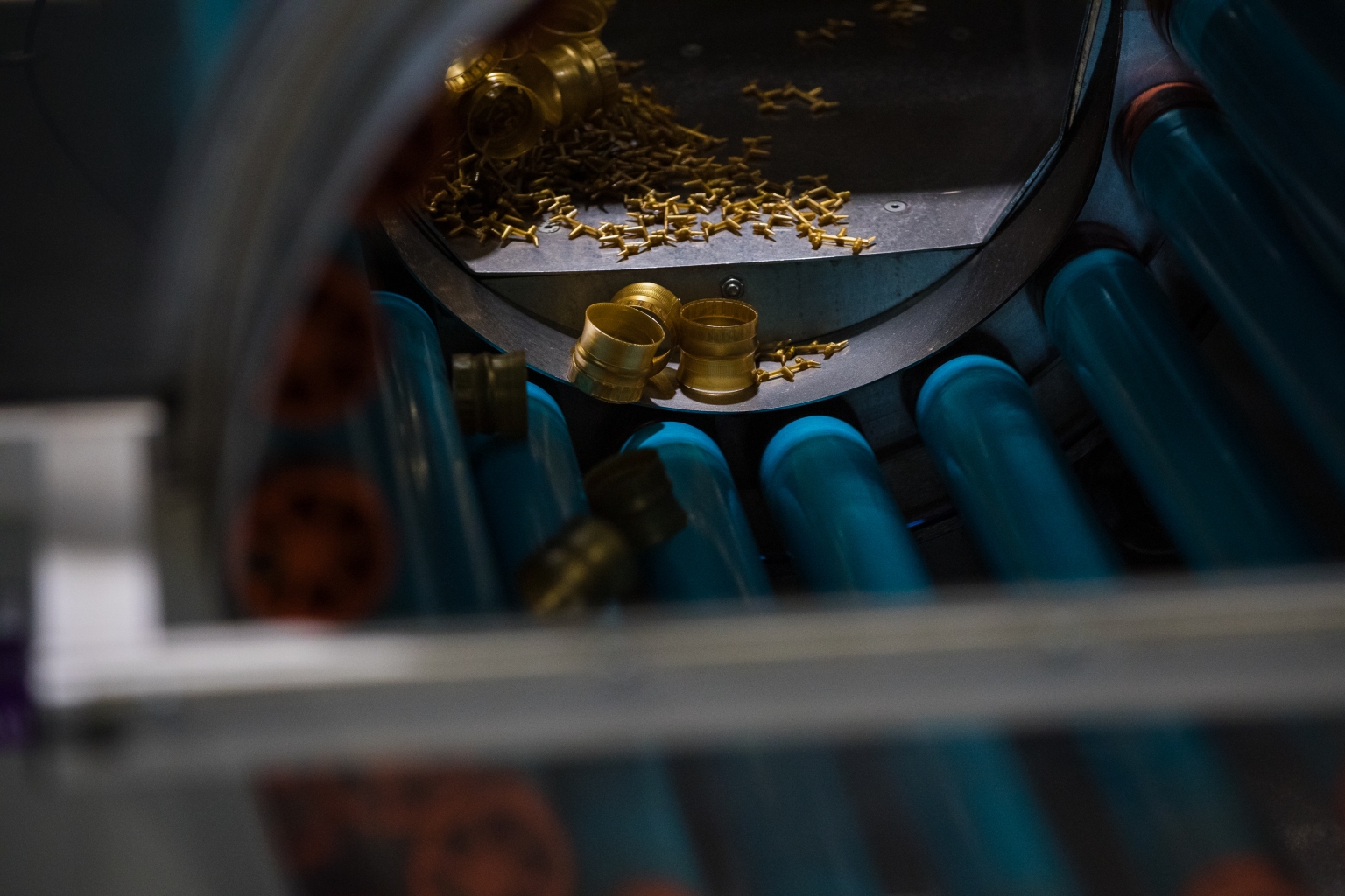 Guala Closures opens new £52m whisky bottle production plant | Zenoot ...