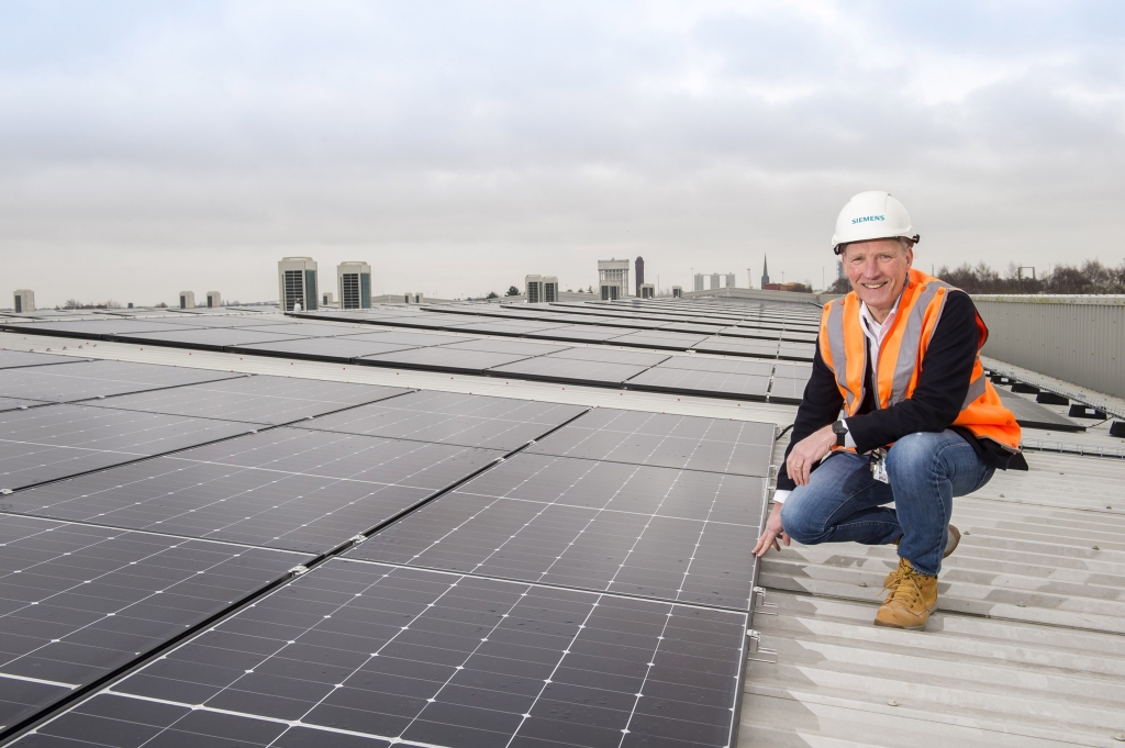Siemens Mobility switches on solar panels at Goole Rail Village | Zenoot