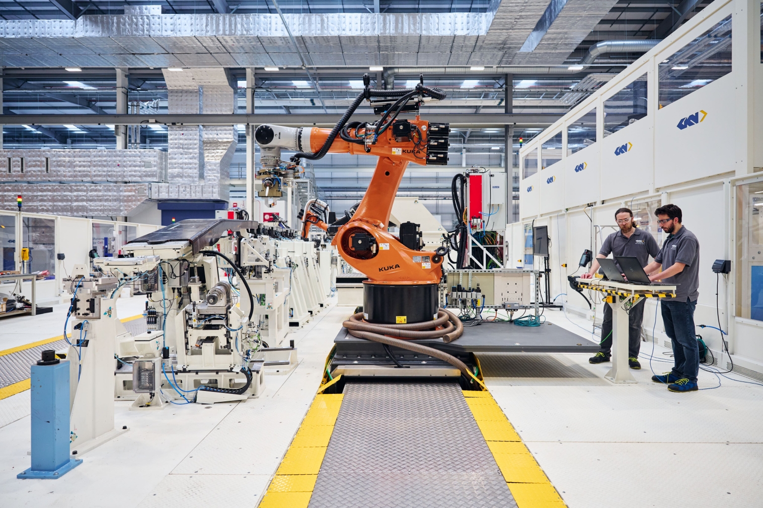 GKN Aerospace launches £12m composite wing project | Zenoot ...