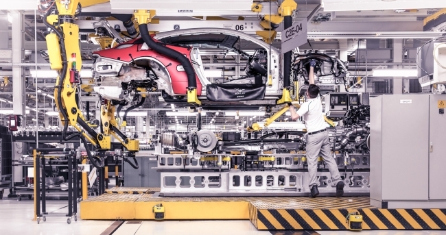 Bentley Motors delivered more cars than ever in 2022 | Zenoot ...