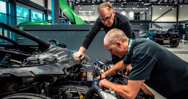 T.50 supercar production starts at new Gordon Murray Automotive HQ ...