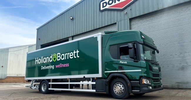 Don-Bur delivers new fleet bodies for Holland & Barrett | Zenoot