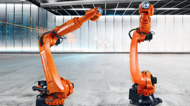 KUKA’s champion robot goes digital - the new KR QUANTEC | Zenoot ...