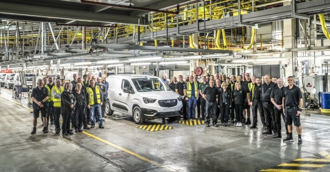 Stellantis starts electric vehicle production at Ellesmere Port | Zenoot
